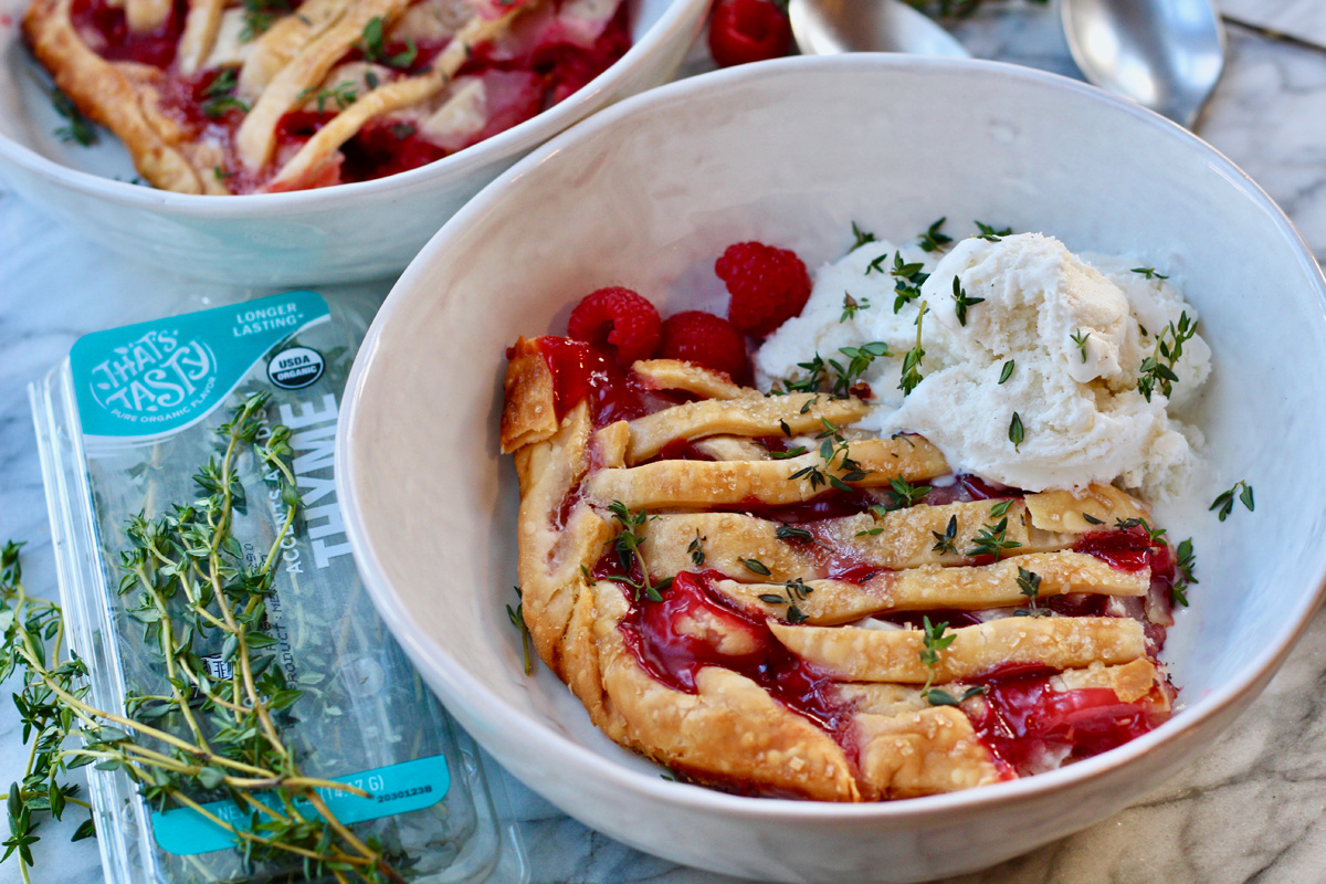 Sheet Pan Raspberry Pie Squares with a Sugar-Coated Thyme Crust - Soli ...